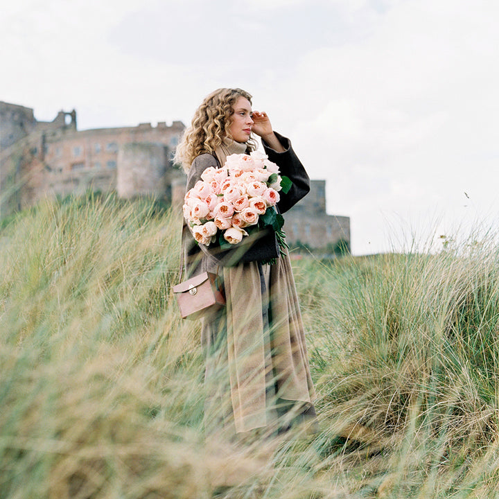 Tess' Story | Red Rose | David Austin Rose Bouquets
