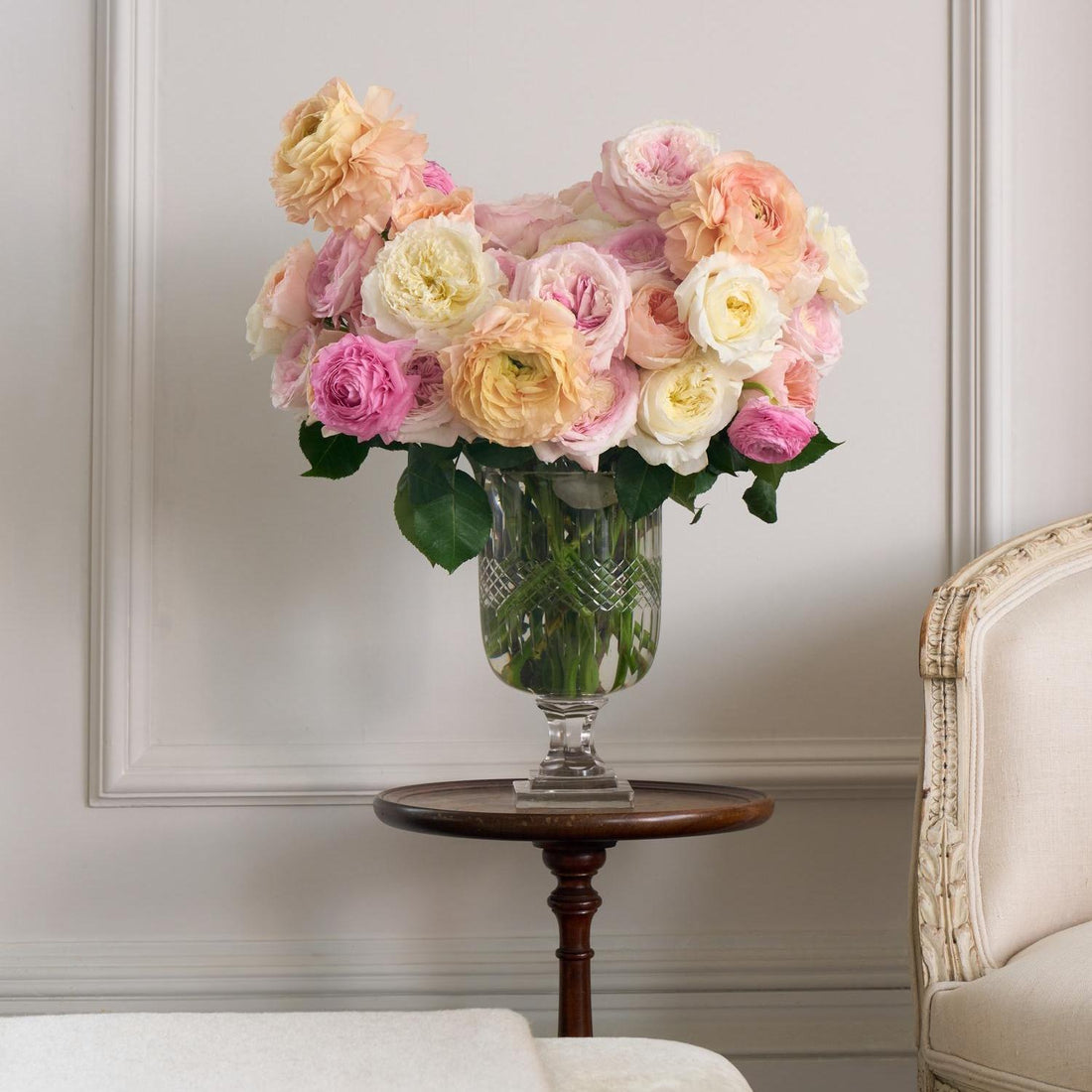 Tess' Story | Red Rose | David Austin Rose Bouquets